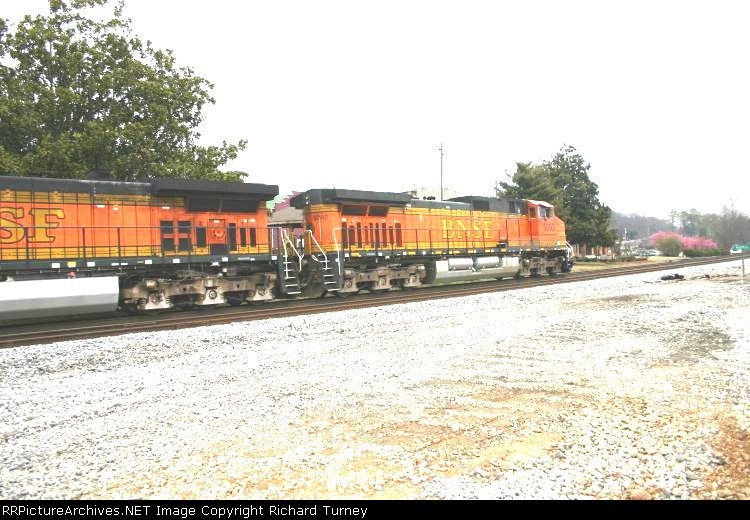 BNSF 5092